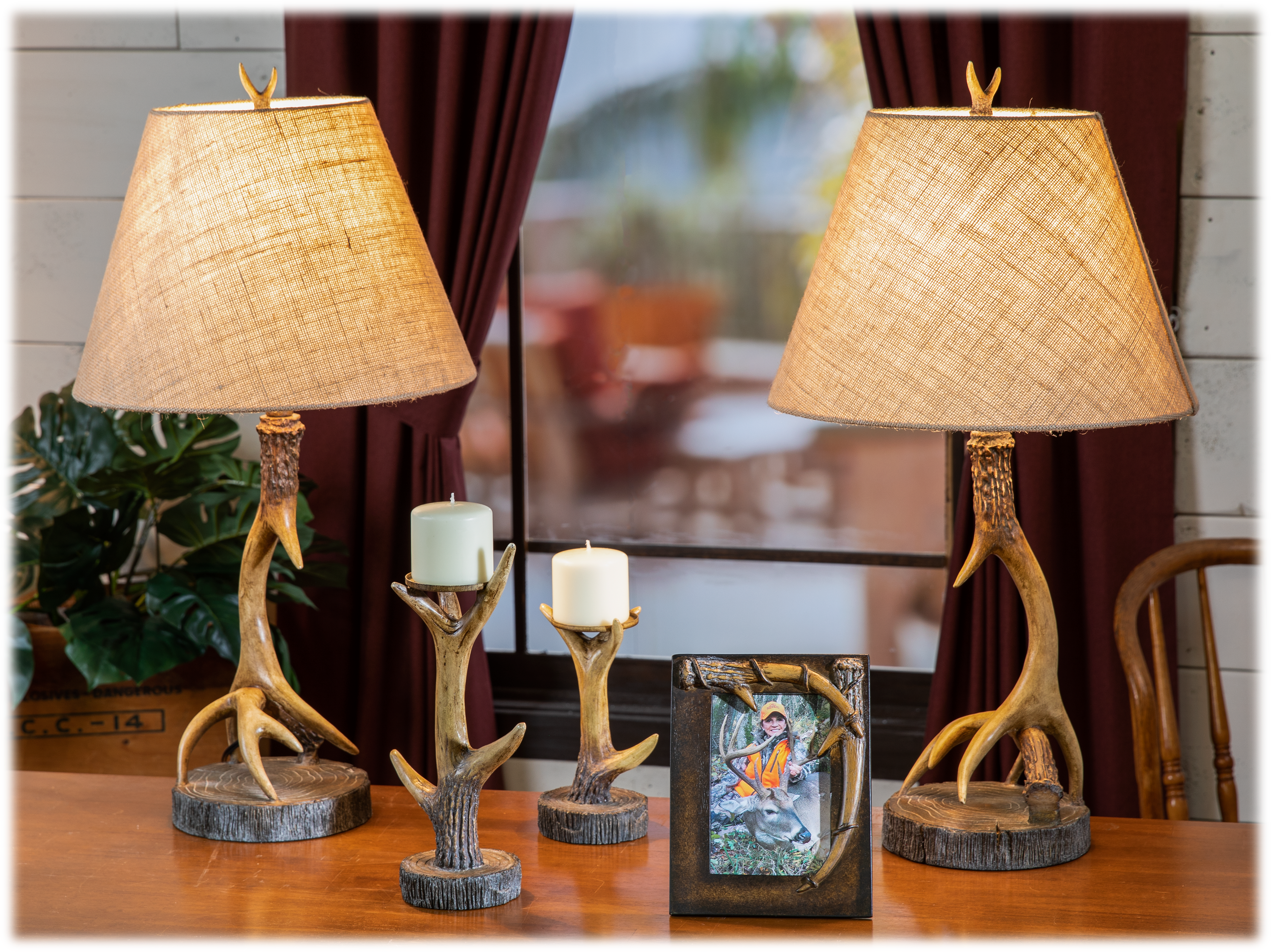 White River Home Antler Decor 5-Piece Set | Bass Pro Shops